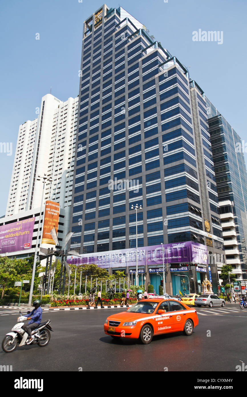 Modern Skyscraper in Bangkok, Thailand Stock Photo - Alamy