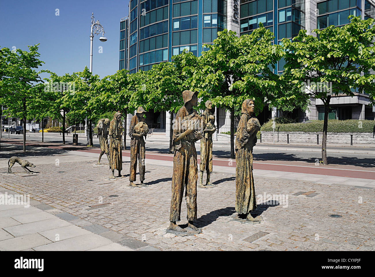 The famine memorial presented to the city in 1997. Eire Irish Northern ...