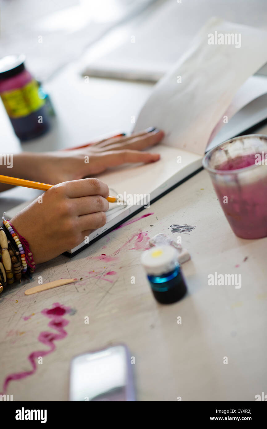 6th form student drawing hi-res stock photography and images - Alamy