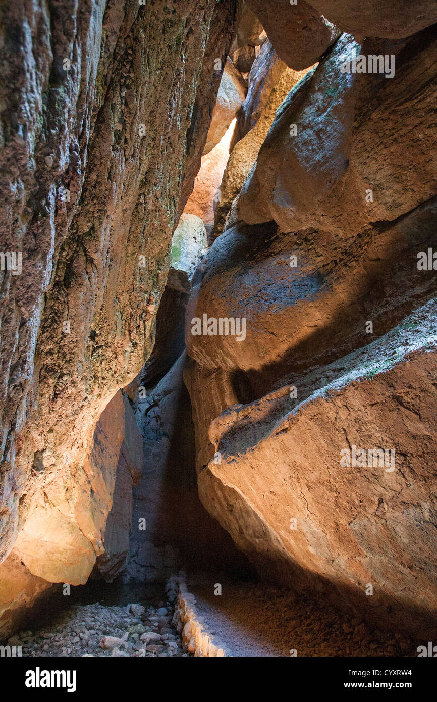 A cave at Pinnacles National Monument in California Stock Photo - Alamy