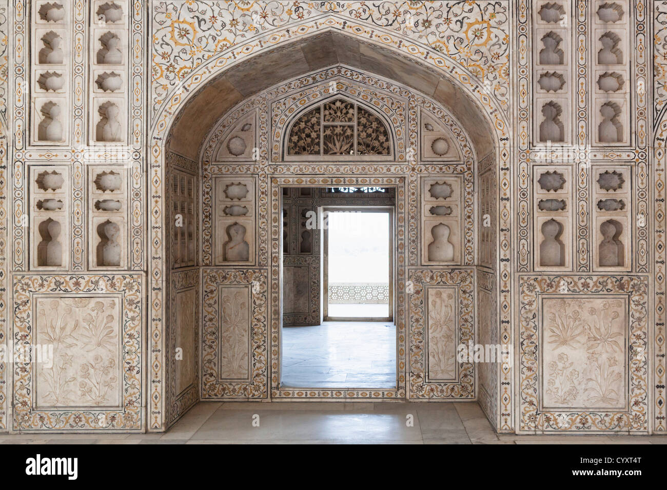 India, Uttar Pradesh, Agra, Interior of Khas Mahal Stock Photo - Alamy