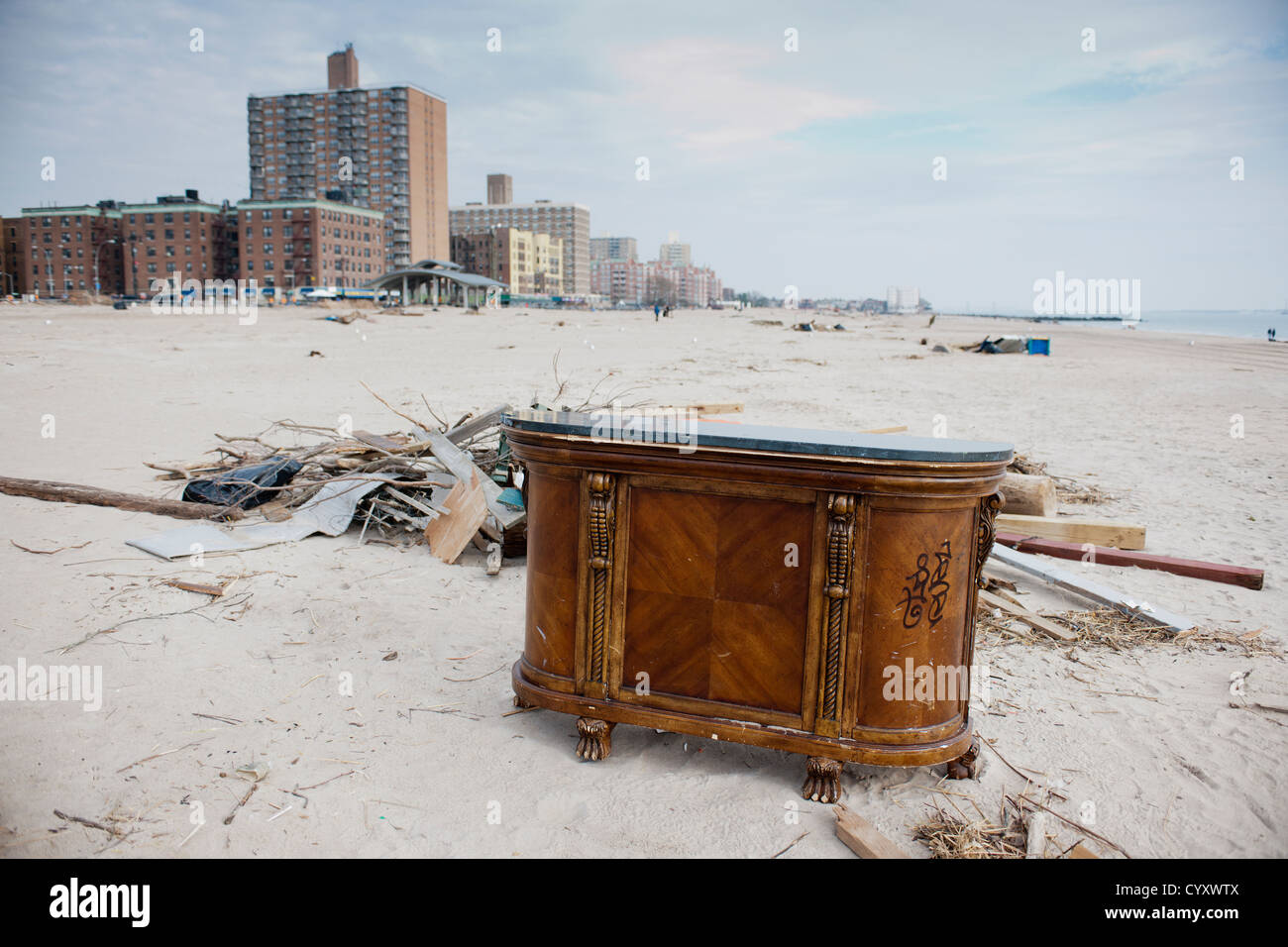 Brooklyn beach clean hi-res stock photography and images - Alamy