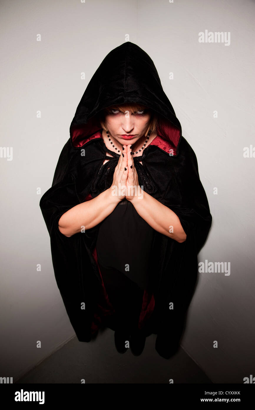 Black robe hi-res stock photography and images - Alamy