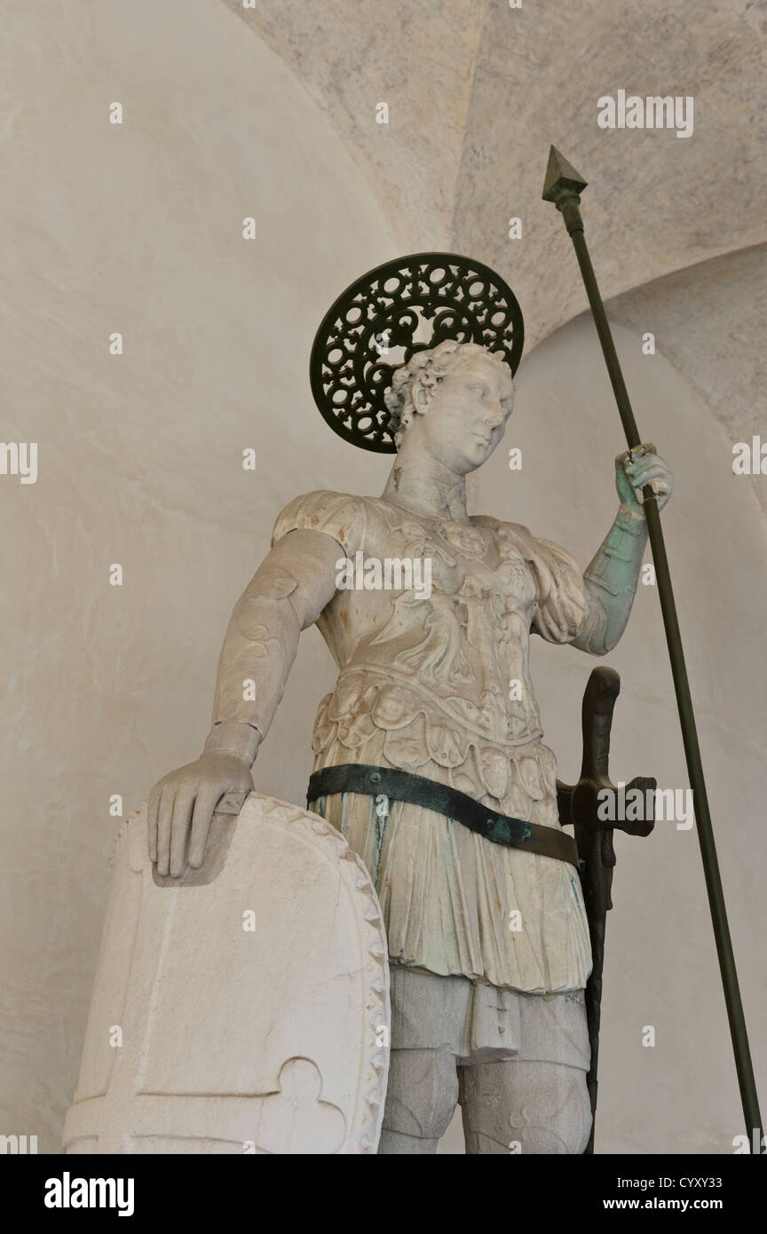 St Theodore statue, Doge's Palace, Venice, Italy Stock Photo - Alamy