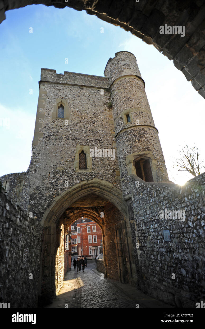 The 12th century Barbican gateway entrance Lewes Castle Stock Photo - Alamy