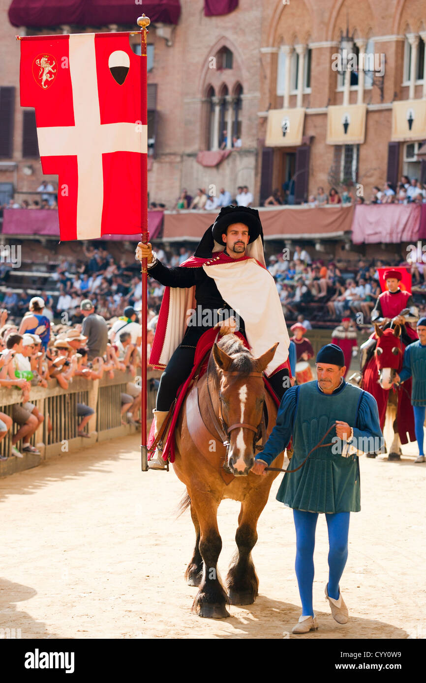 Palio siena parade horse hi-res stock photography and images - Alamy