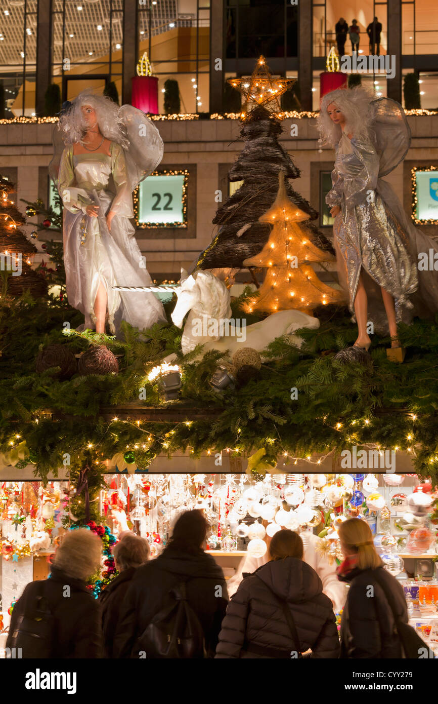 Germany, Baden Wuerttemberg, Stuttgart, People at christmas market ...