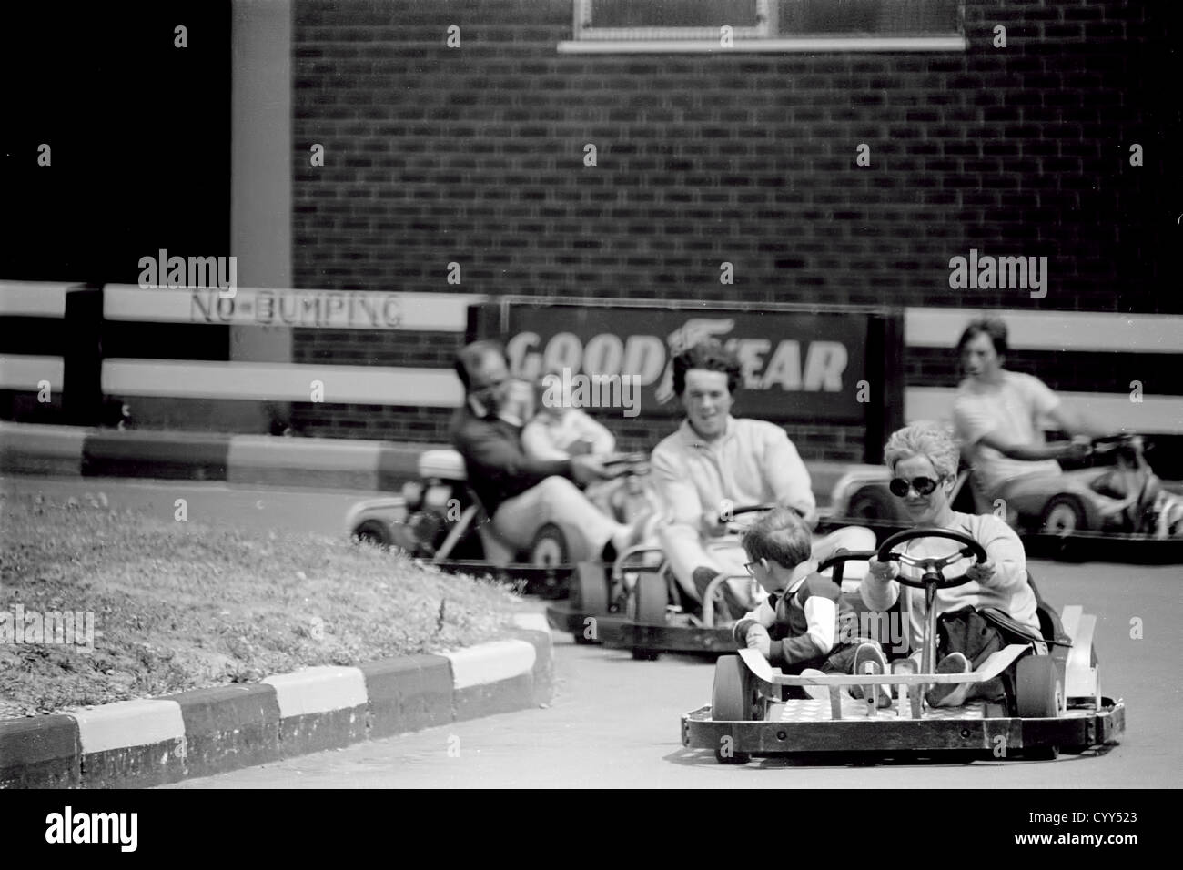 Go karts 1980s hi-res stock photography and images - Alamy