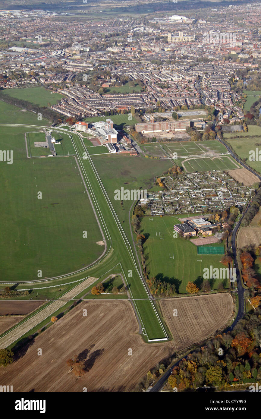 York racecourse hi-res stock photography and images - Alamy