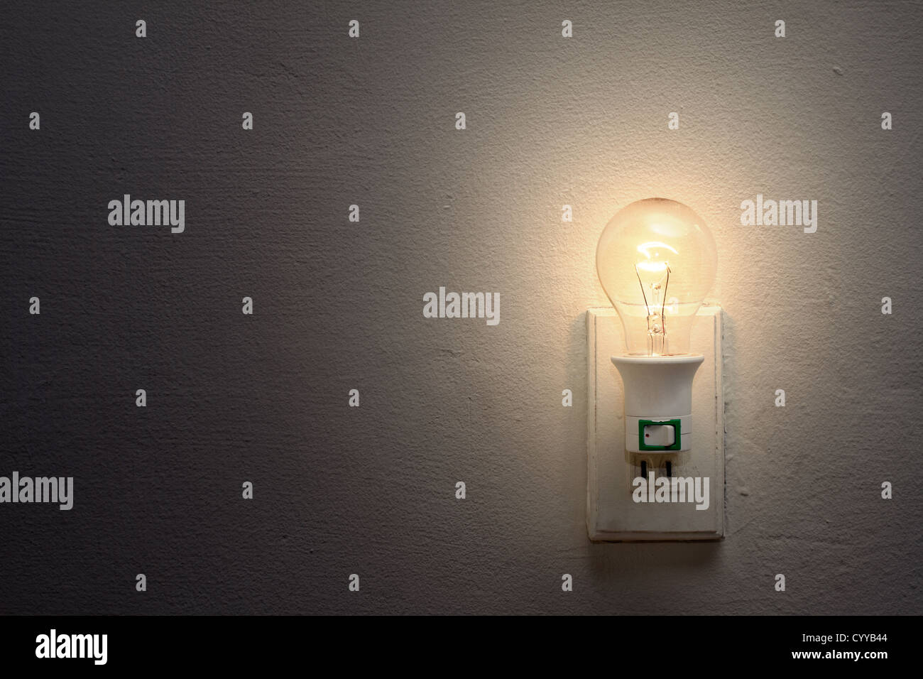 Light bulb socket hi-res stock photography and images - Alamy