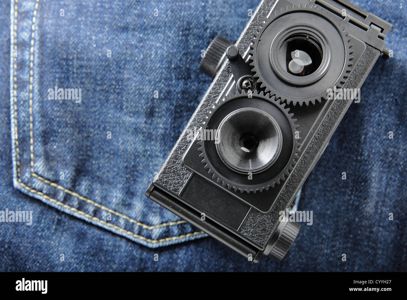Toy film camera hi-res stock photography and images - Alamy
