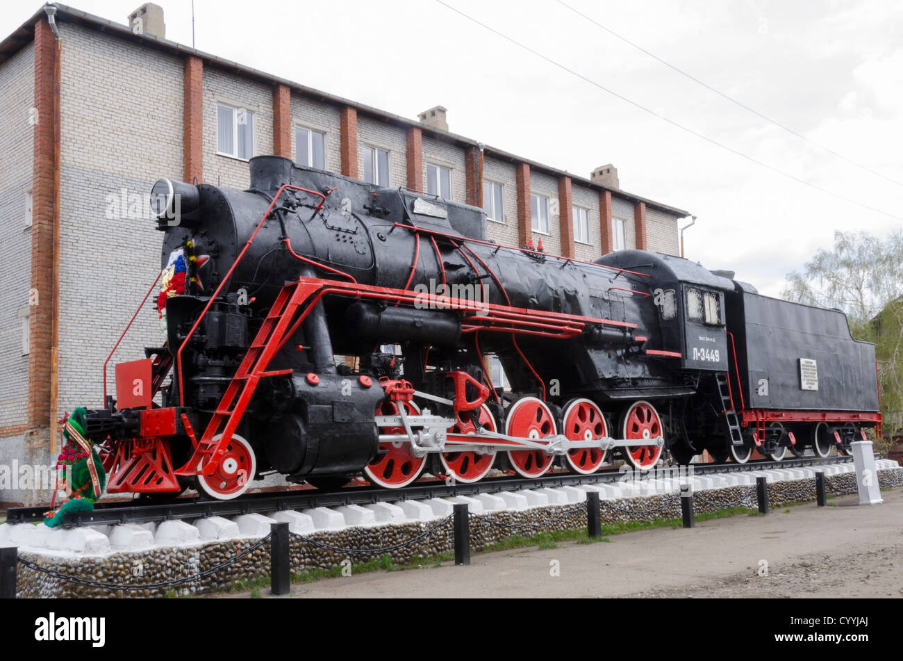 Steam engine at Tayshet railway station, Trans Siberian Railway ...