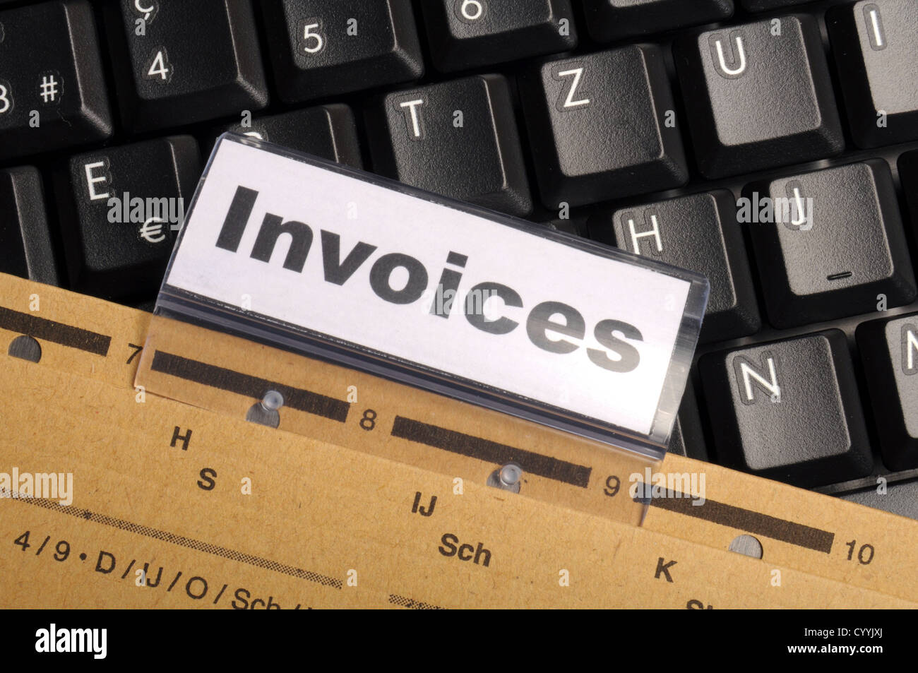 Invoices folder hi-res stock photography and images - Alamy