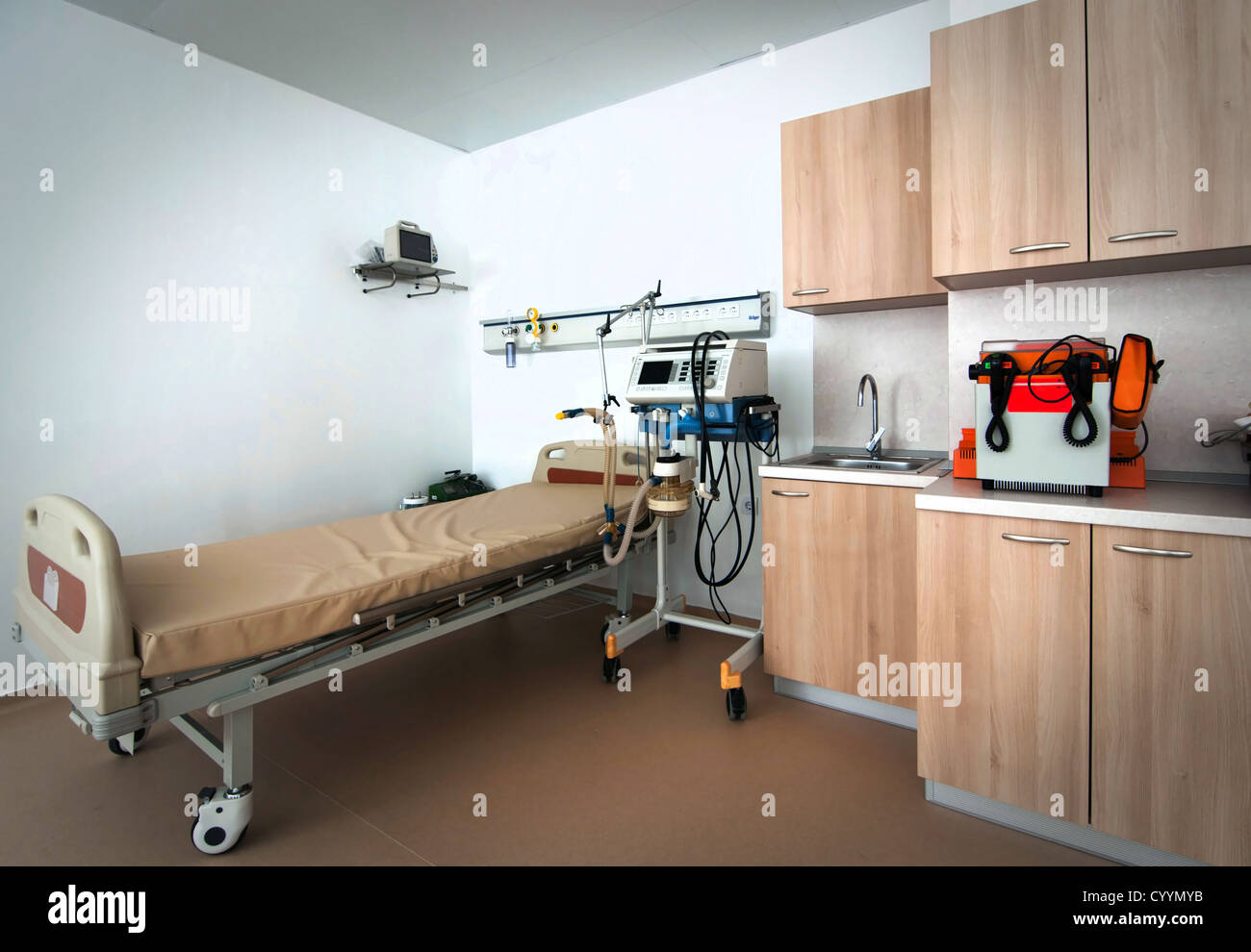 Medical-diagnostic equipment room. Therapeutic and diagnostic rooms ...