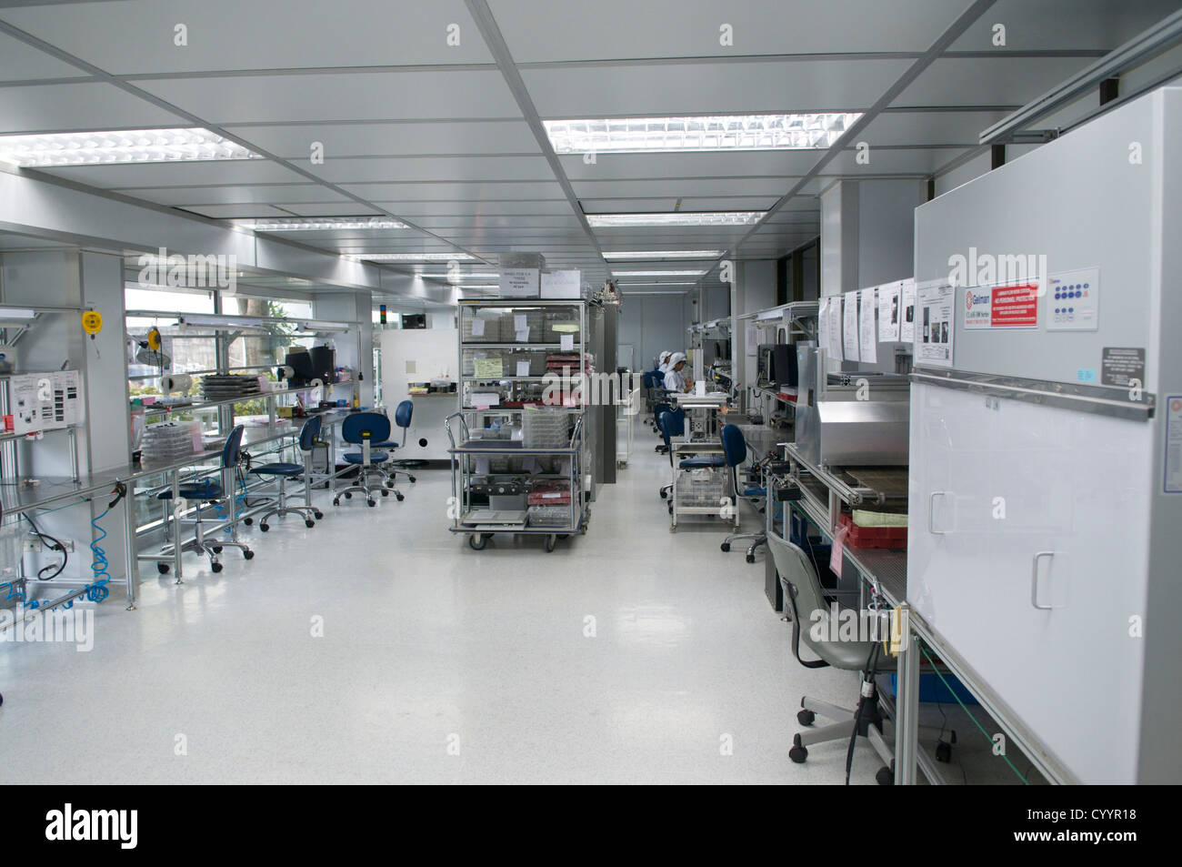 Engineering clean room Stock Photo - Alamy