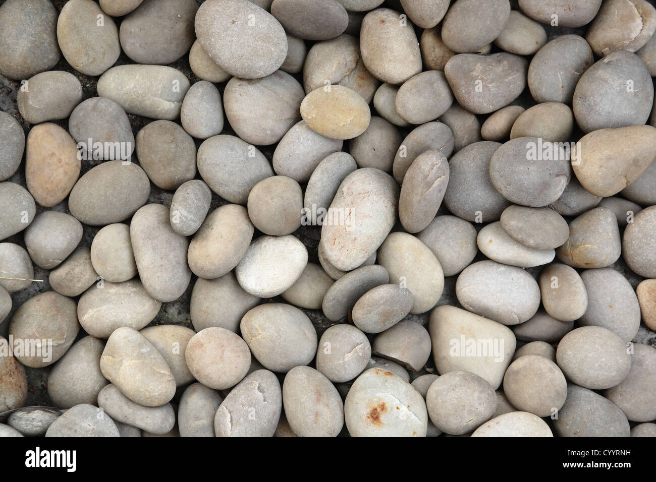 Pebble bed hi-res stock photography and images - Alamy