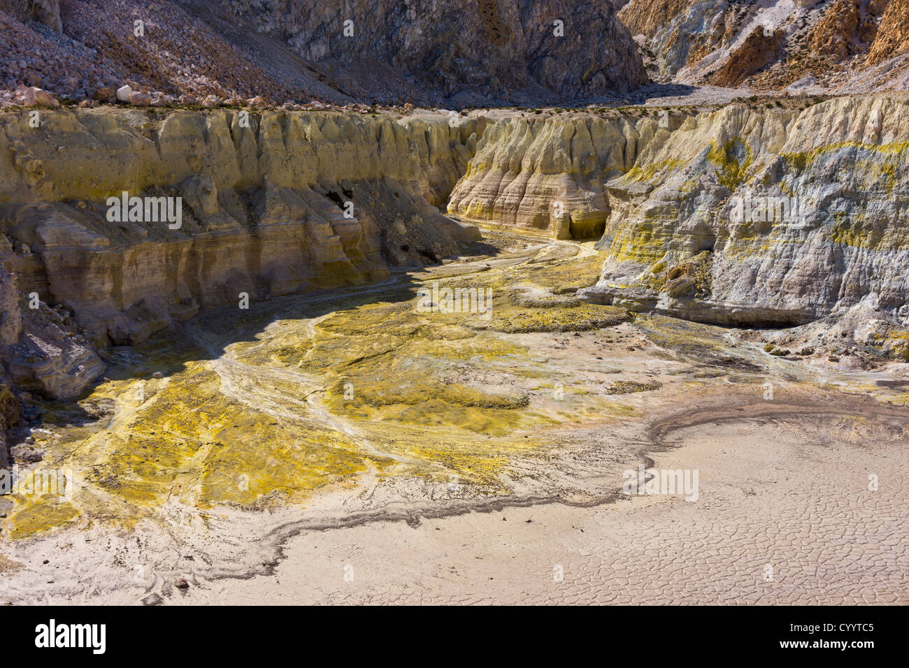 Dormant volcano hi-res stock photography and images - Alamy