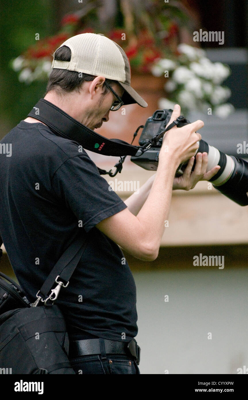 Professional press photographers hi-res stock photography and images ...