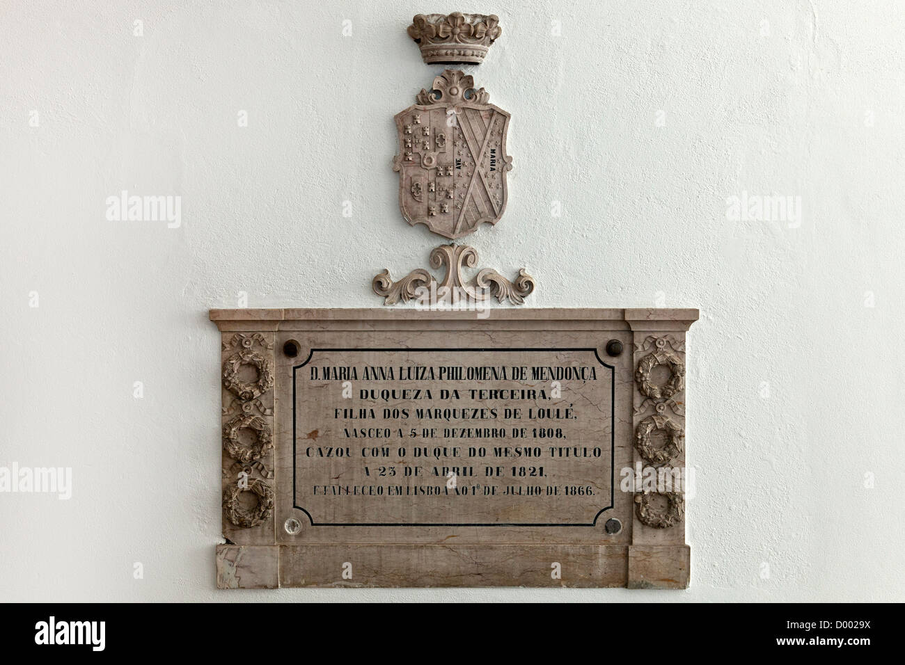 Dona Maria Anna de Mendonça, the duchess of Terceira Tomb. Sao Vicente ...