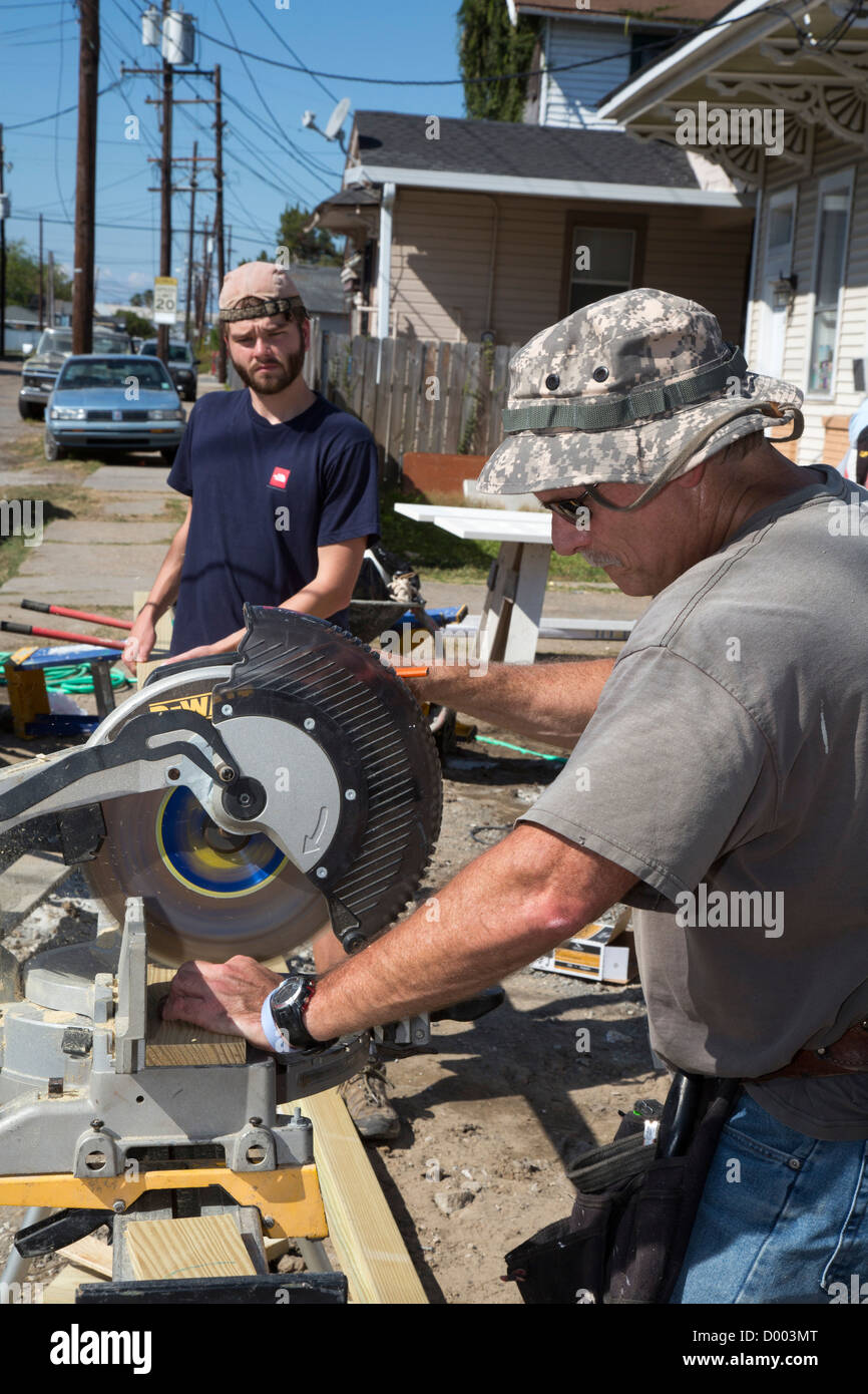 Volunteers Build Habitat for Humanity House in New Orleans Stock Photo ...