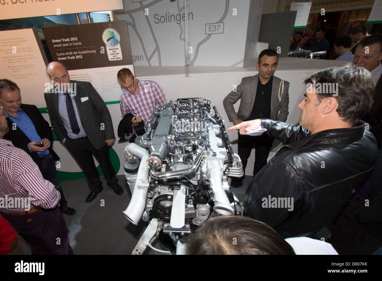 Commercial vehicles hi-res stock photography and images - Alamy