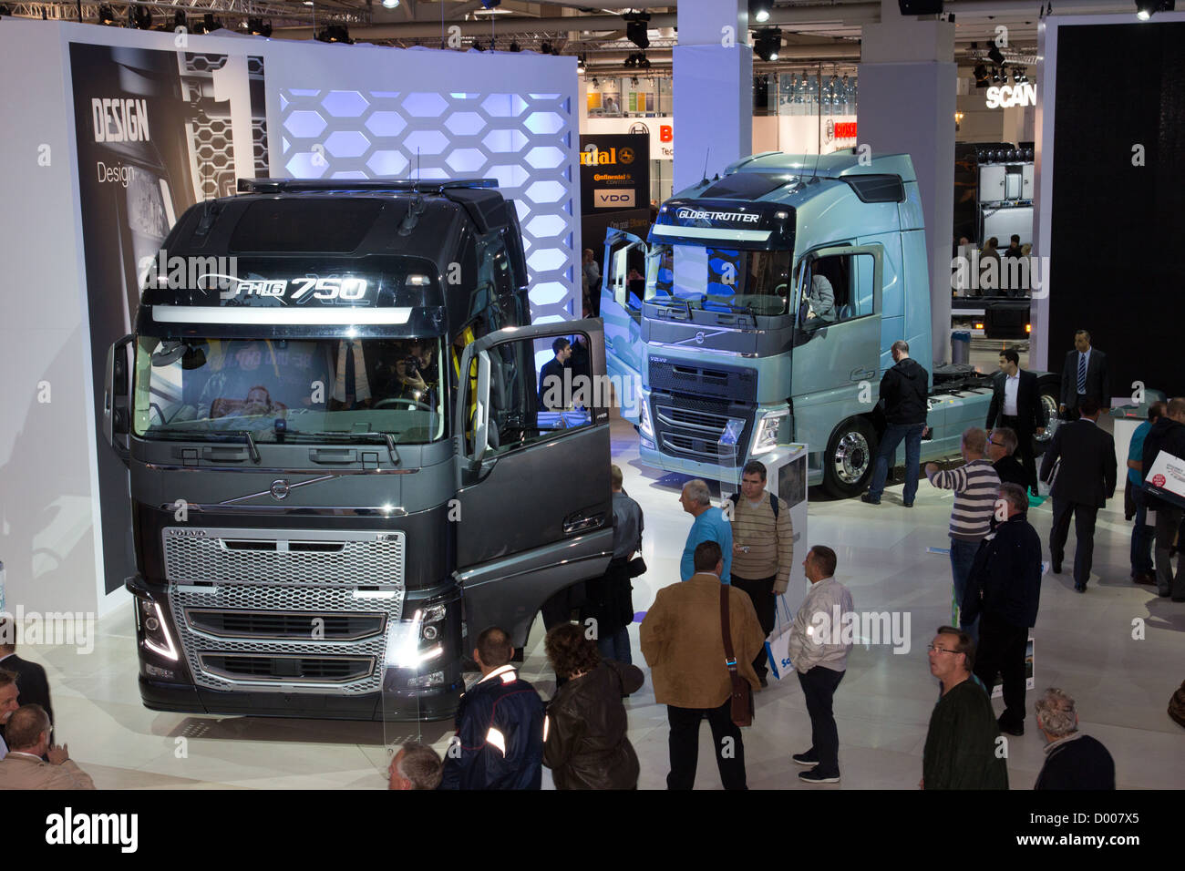 Show truck hi-res stock photography and images - Alamy