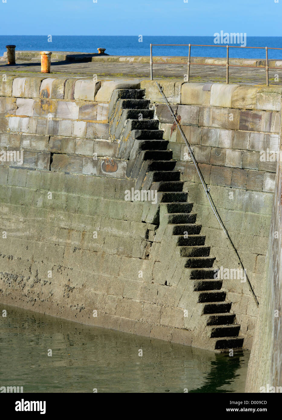 Fish steps hi-res stock photography and images - Alamy