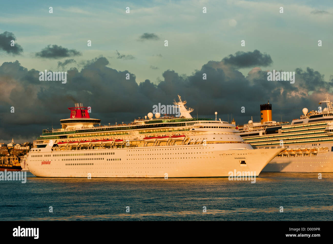 Cruise ships, Port of Salvador, bahia, Brazil Stock Photo - Alamy