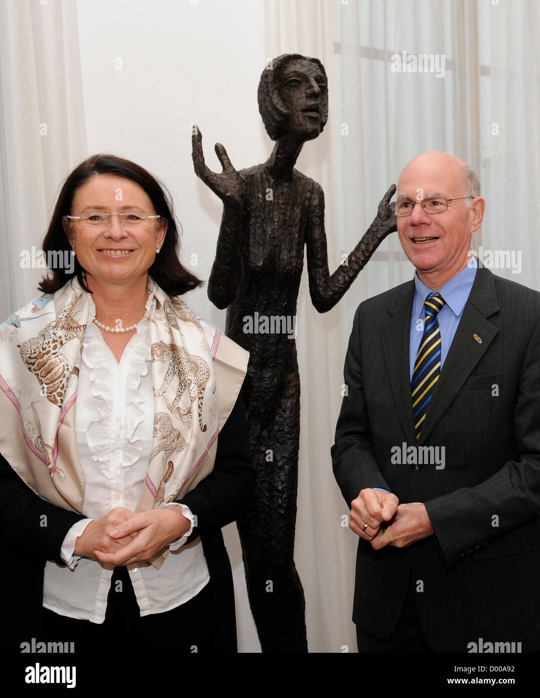 German parliament lower house hi-res stock photography and images - Alamy