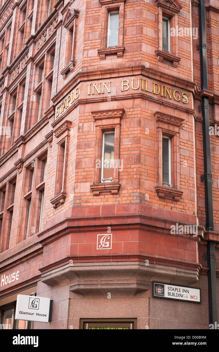 Staples court inn hi-res stock photography and images - Alamy