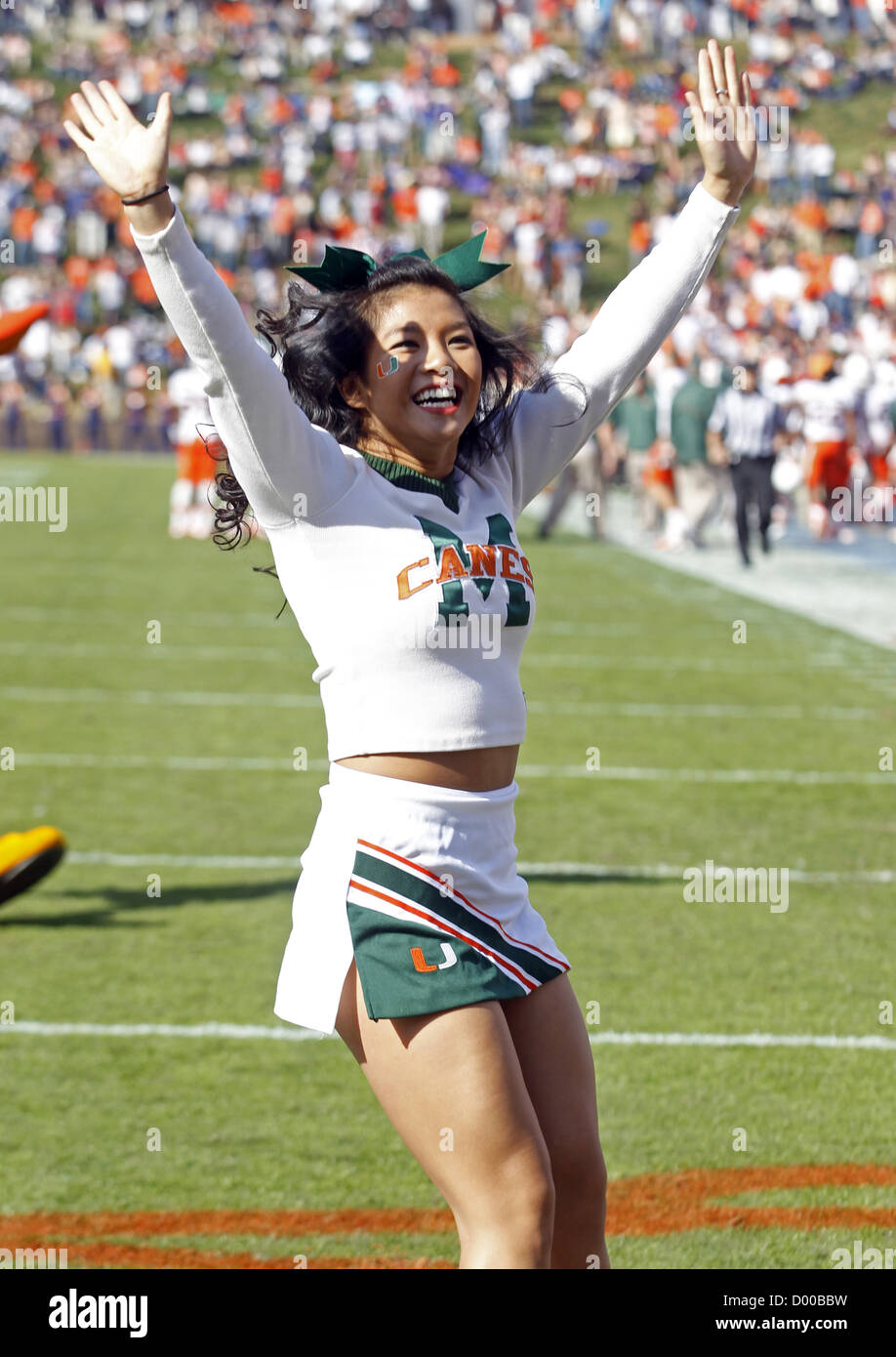 Miami hurricanes cheerleaders hi-res stock photography and images - Alamy
