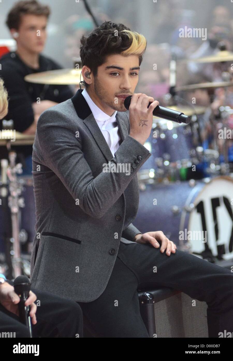 New York, USA. 13th November 2012. Zayn Malik on stage for NBC Today ...