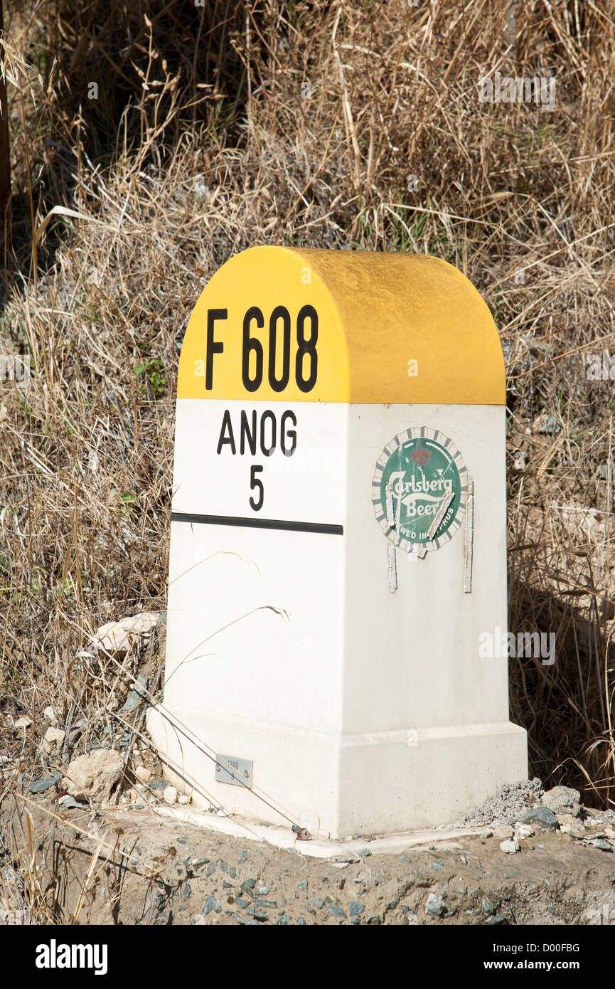 Roadside milestone distance marker hi-res stock photography and images ...