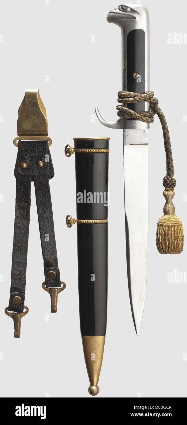 A model 1937 dagger for leaders of the Fascist Militia MVSN,with ...