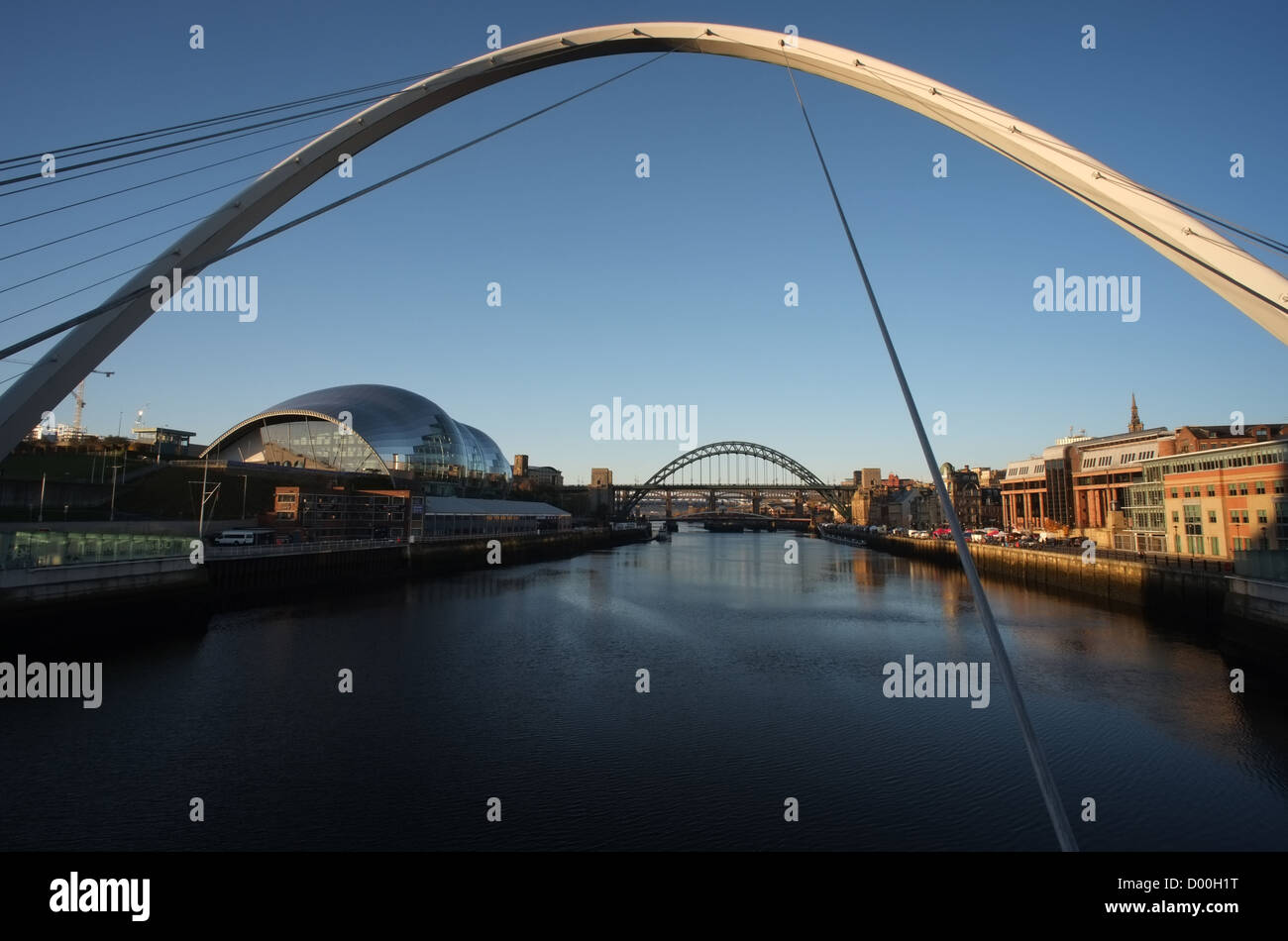 Millennium bridge newcastle hi-res stock photography and images - Alamy