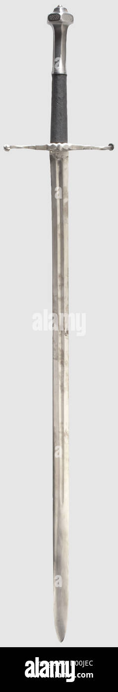 Skull and swords hi-res stock photography and images - Alamy