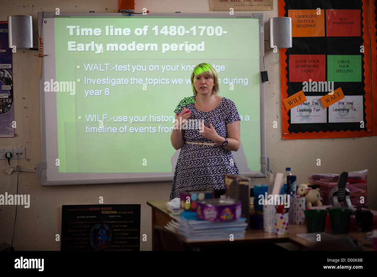 Secondary education history hi-res stock photography and images - Alamy