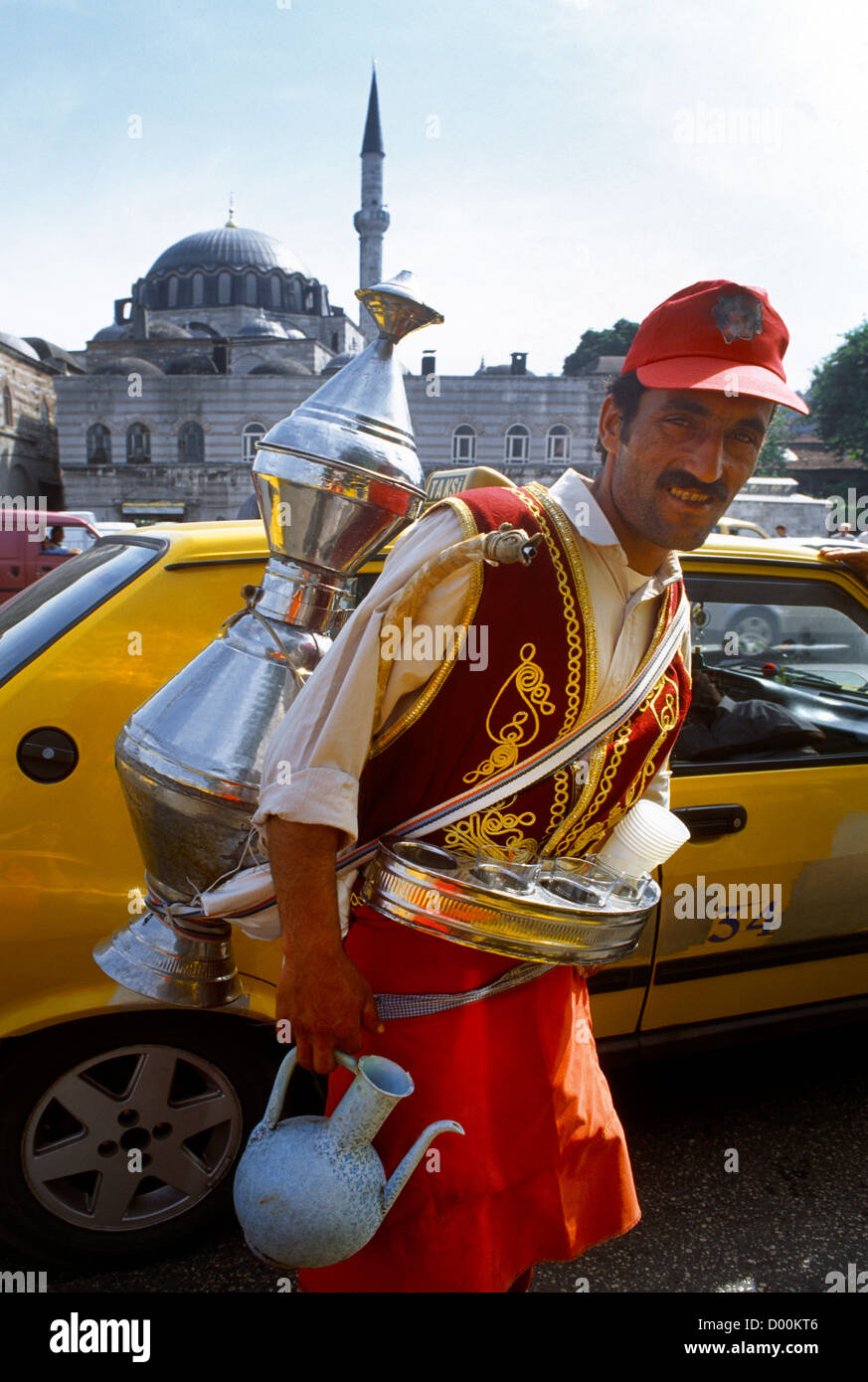Man selling water pots hi-res stock photography and images - Alamy