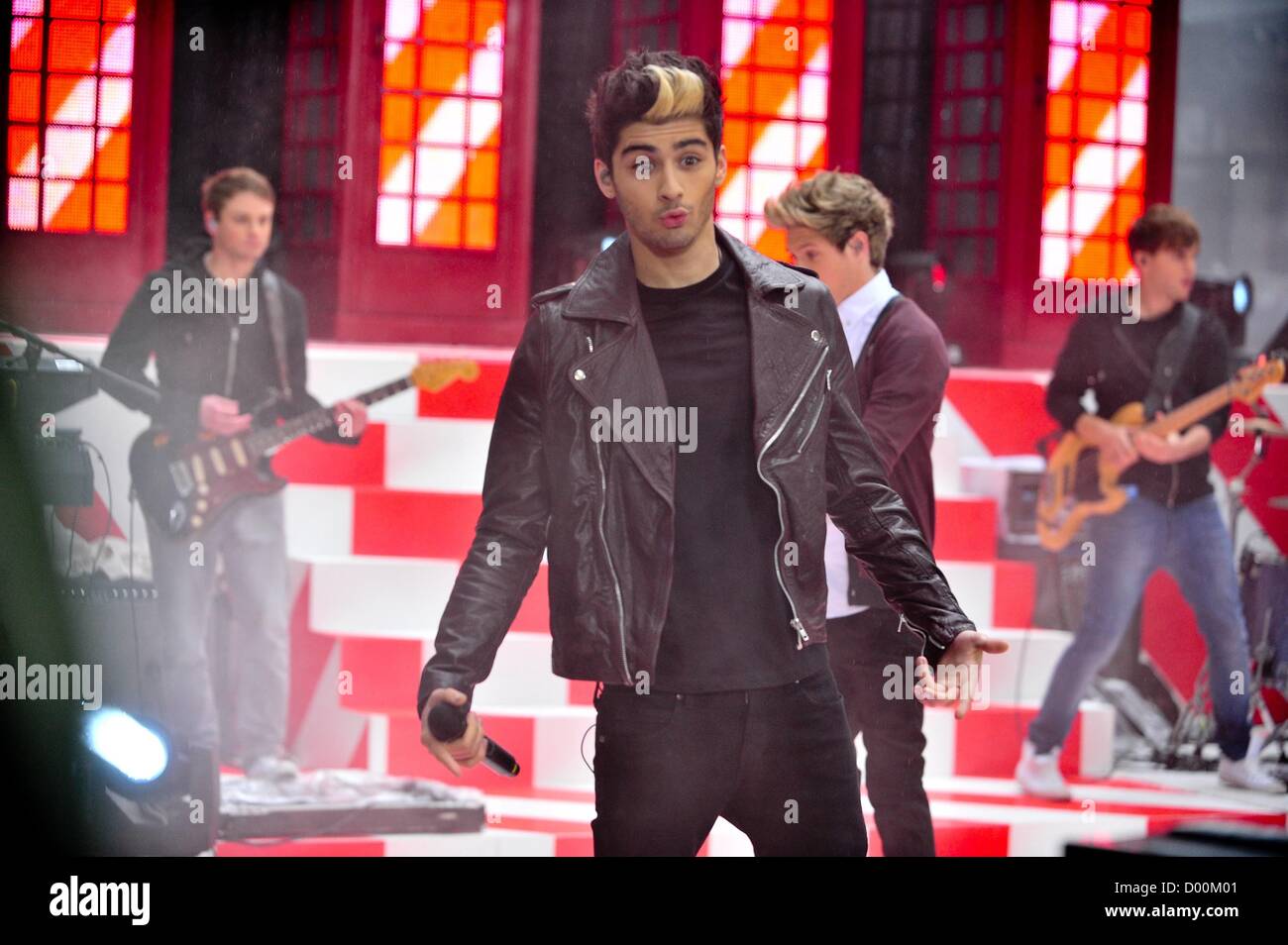 New York, USA. 13th November 2012. Zayn Malik on stage for NBC Today ...