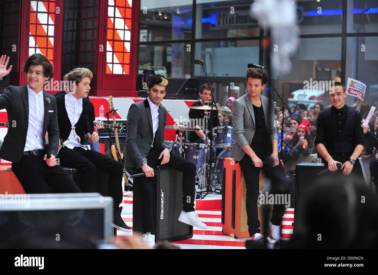 New York, USA. 13th November 2012. Harry Styles, Niall Horan, Louis ...