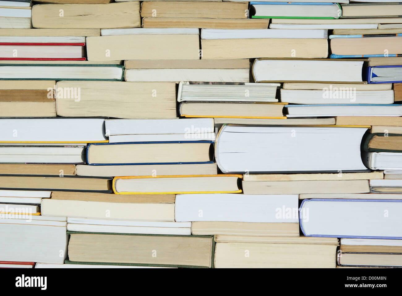 New books hi-res stock photography and images - Alamy
