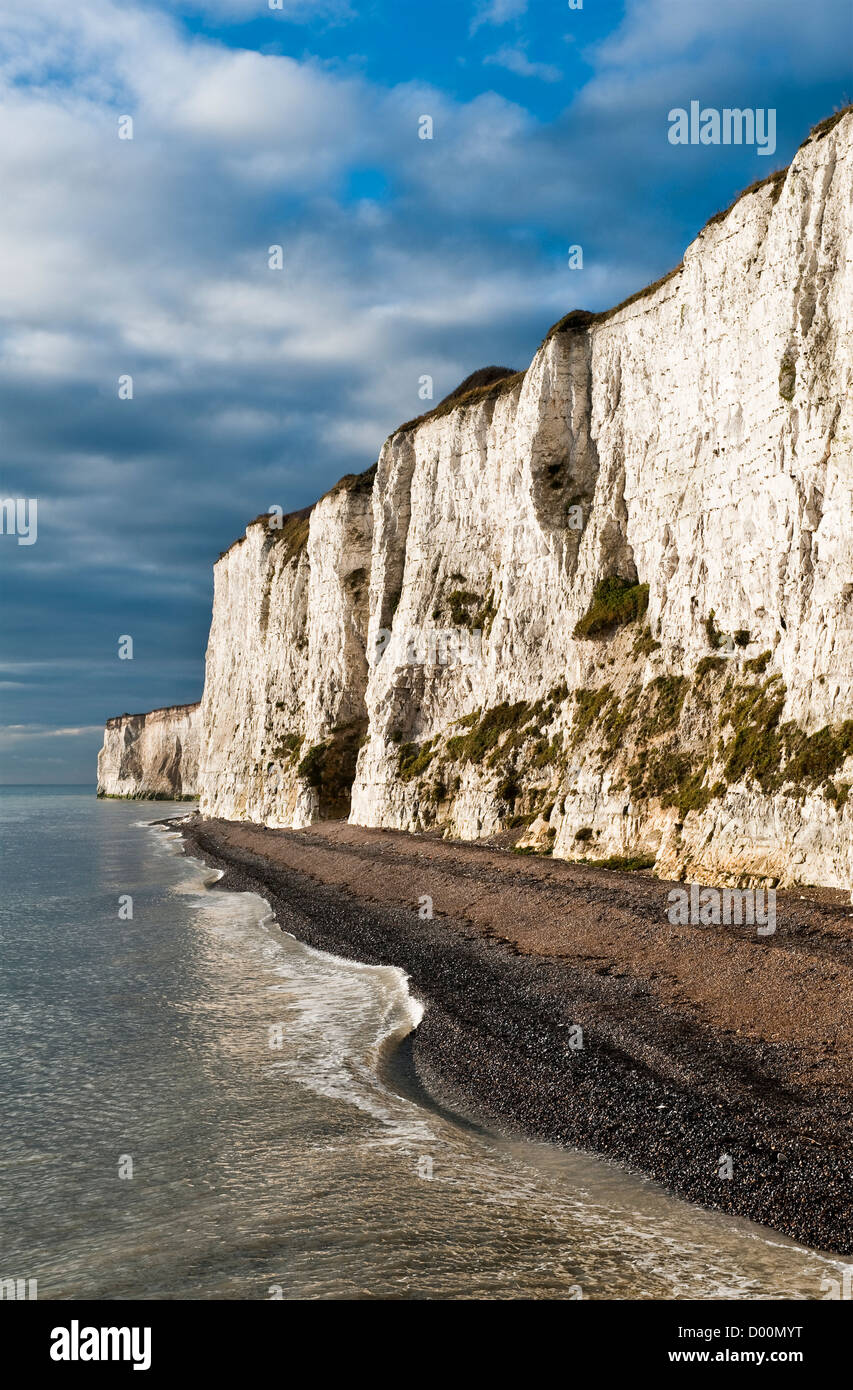 The famous White Cliffs, between Deal and Dover, Kent, UK, seen at ...