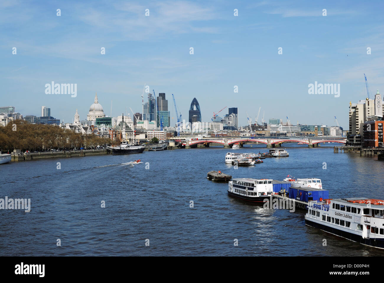 London city river thames in hi-res stock photography and images - Alamy