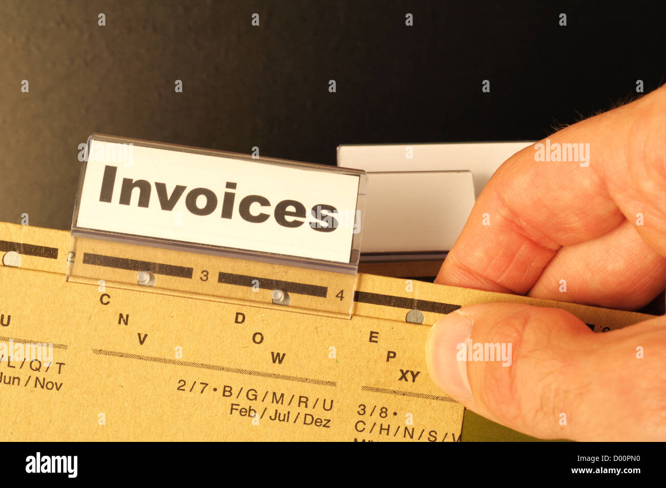 Invoices folder hi-res stock photography and images - Alamy