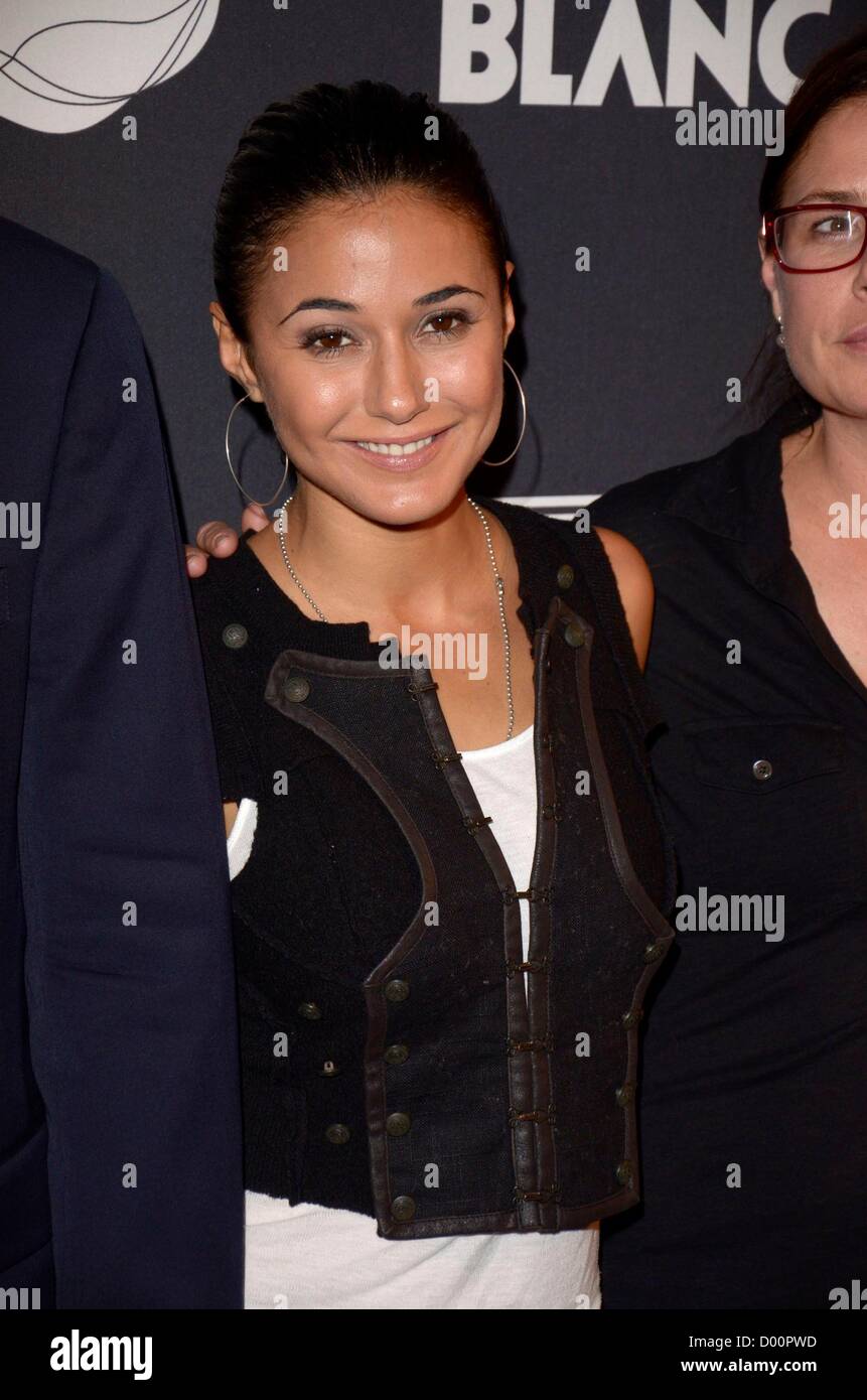 New York, USA. 12th November 2012. Emmanuelle Chriqui at arrivals for ...