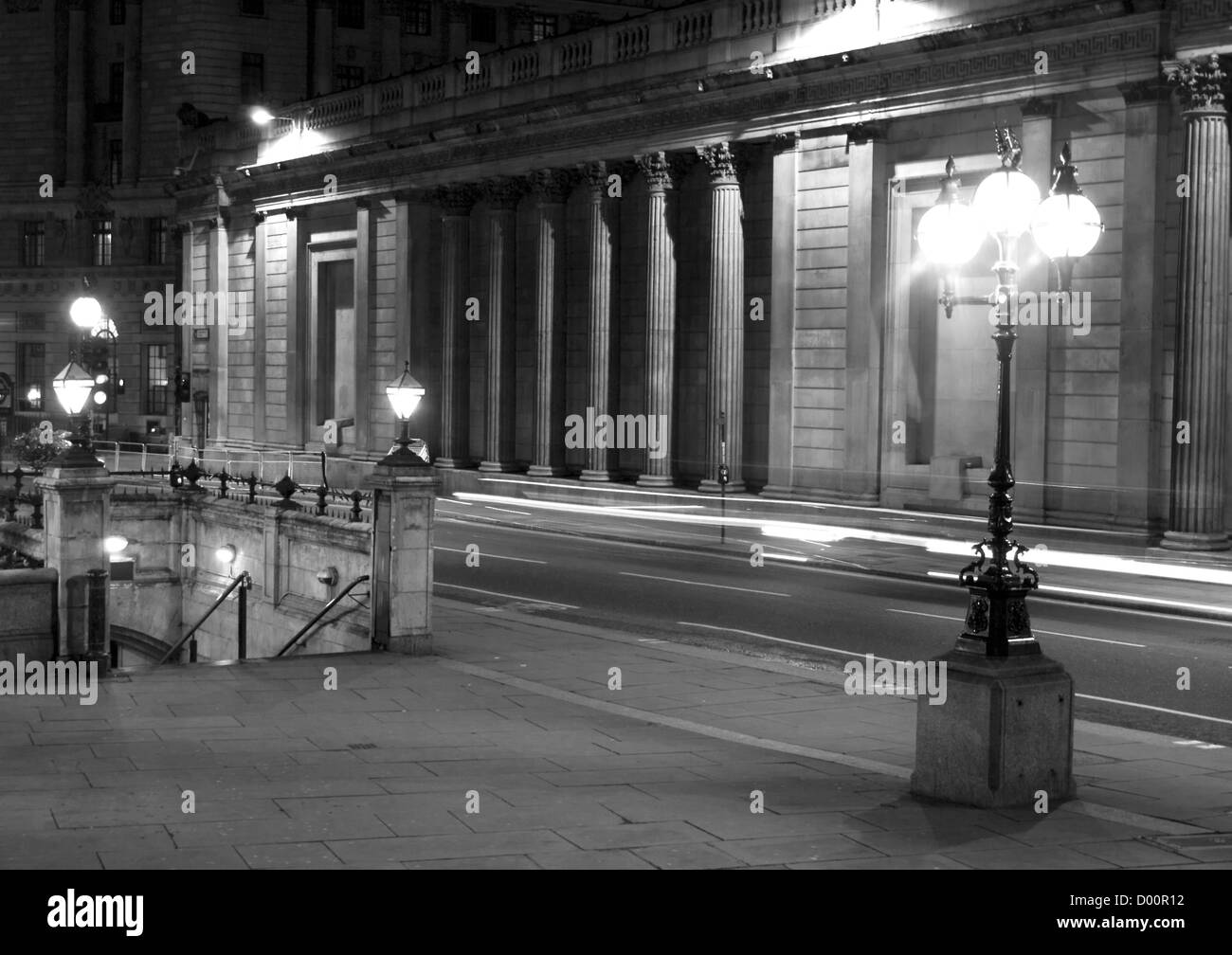 Bank of England headquarters at night, central bank of the United ...