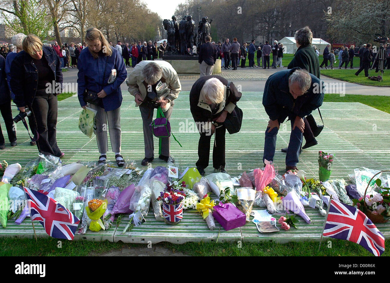 Flowers laid out on the day of the Queen Mothers funeral, London, UK ...