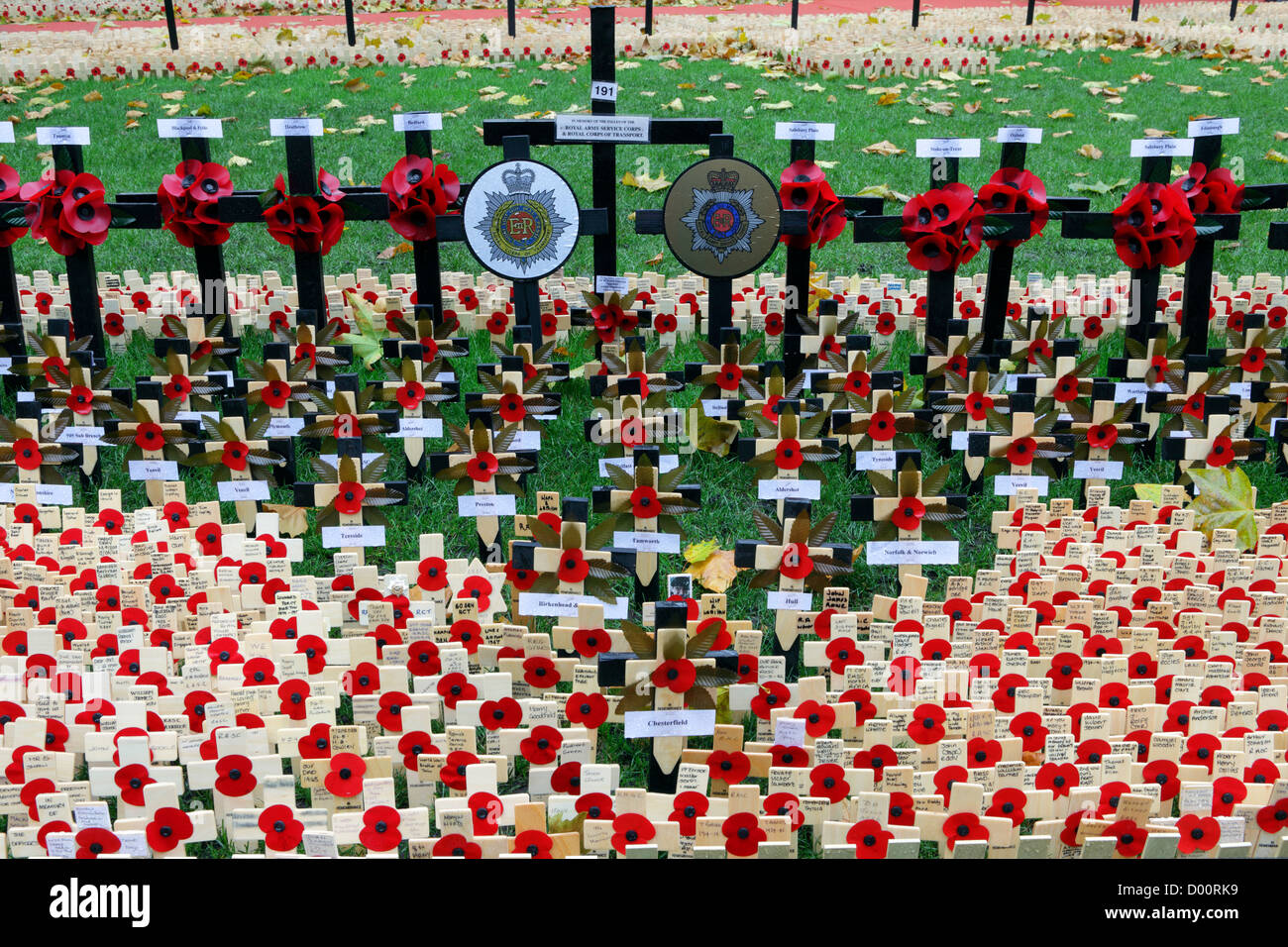 Remembering the fallen hi-res stock photography and images - Alamy