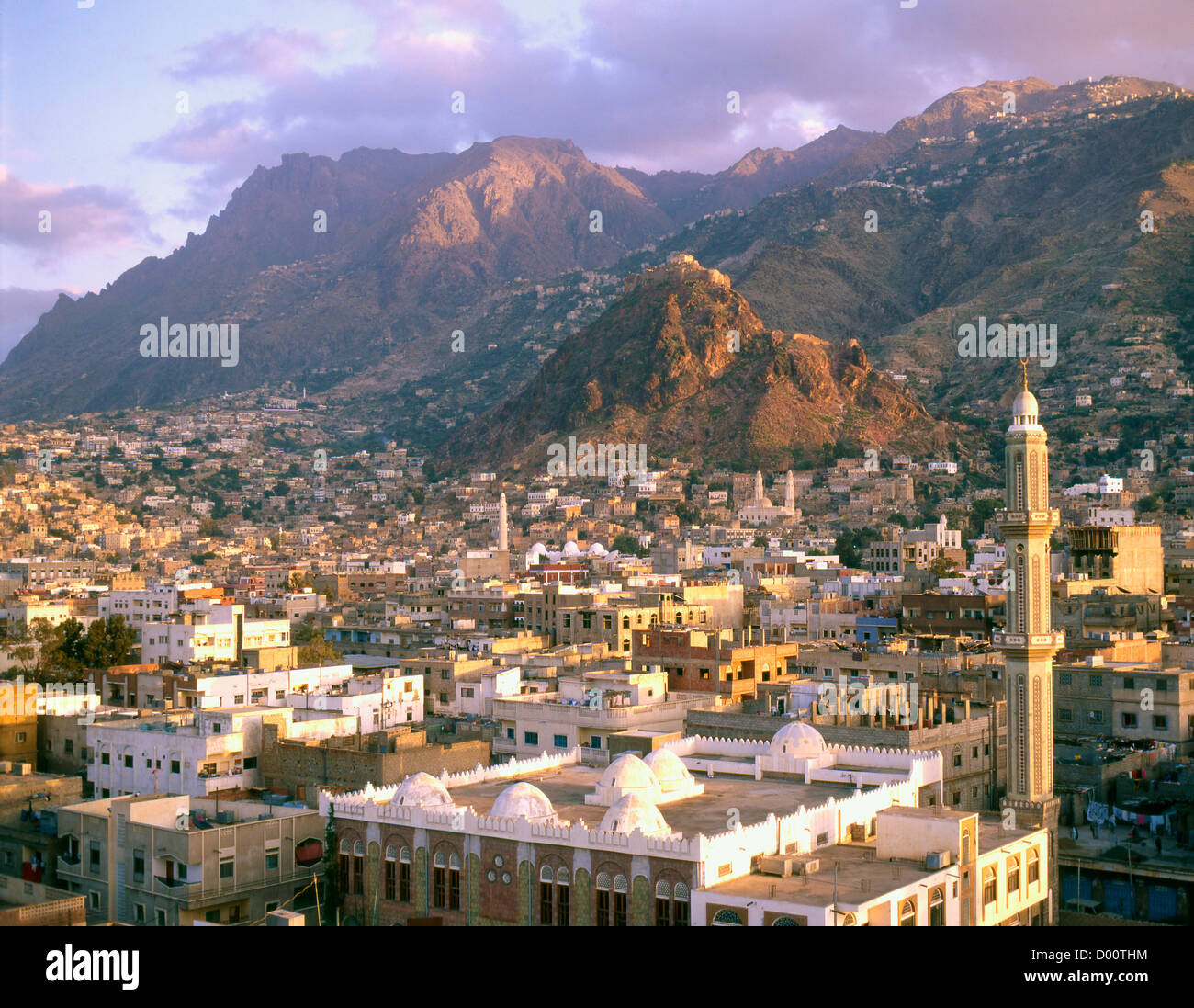Taizz hi-res stock photography and images - Alamy
