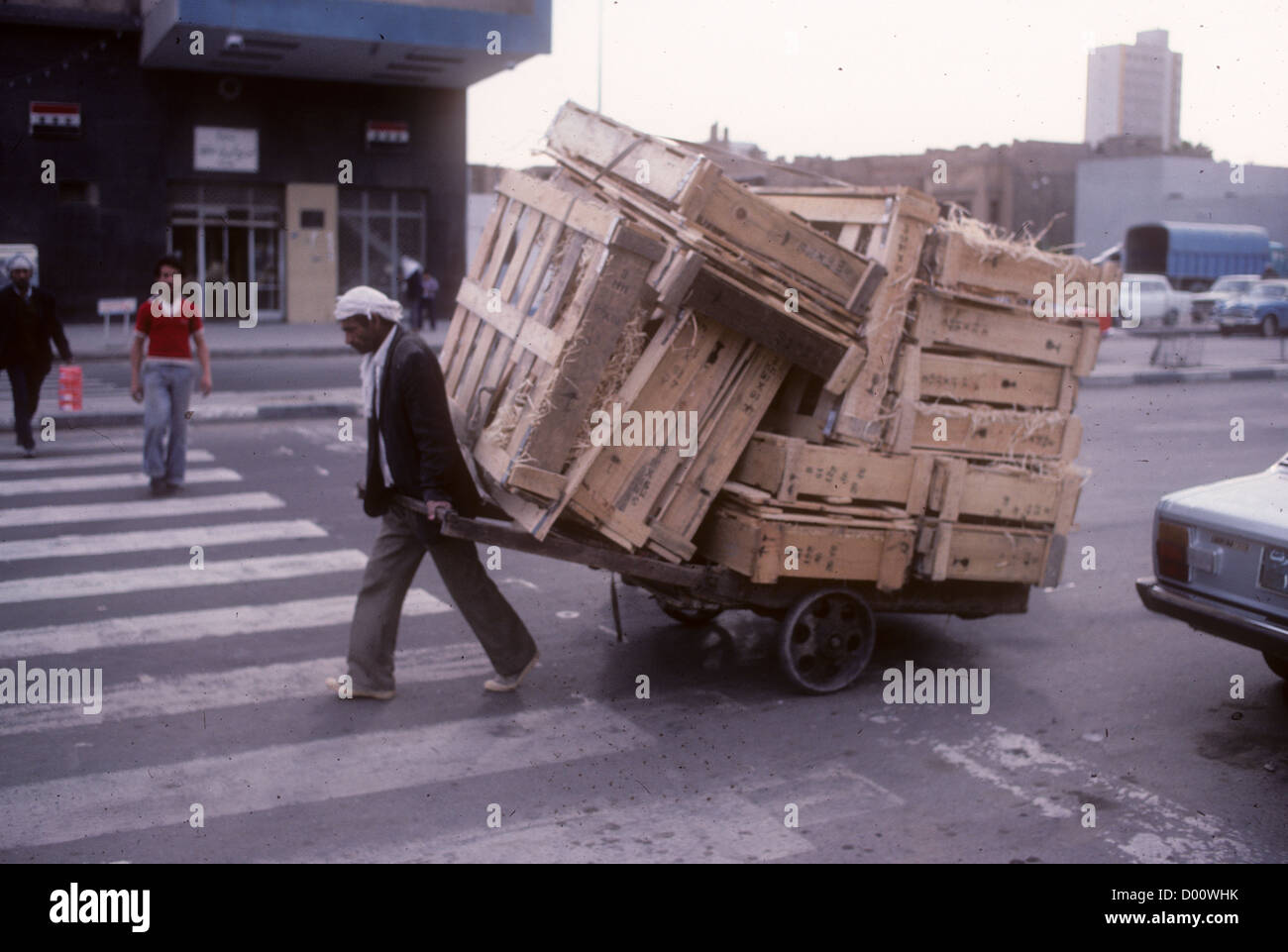 Iraq 1970s High Resolution Stock Photography and Images - Alamy